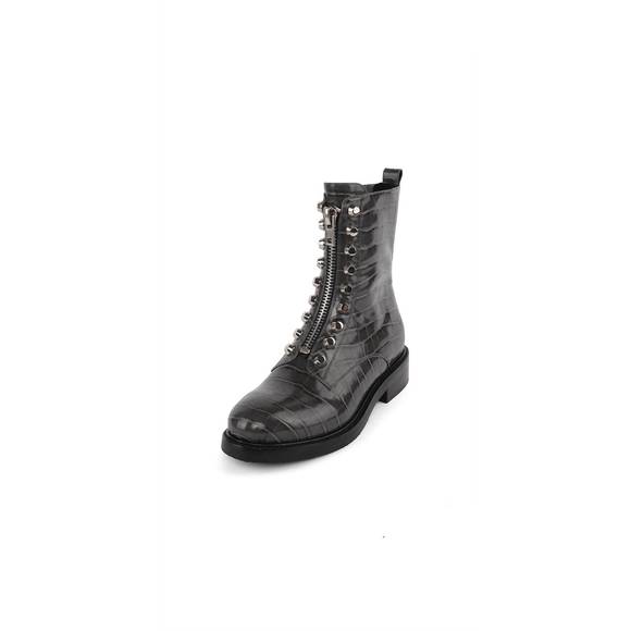 Jeffrey Campbell | Shoes | New Jeffrey Campbell Tonette Boot In Black ...